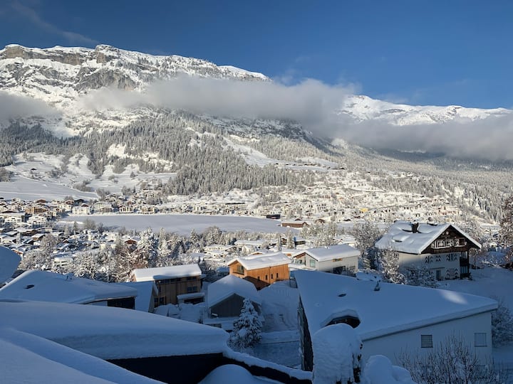 ÄGeri Nest, 3 Beds 2 Bath Top Floor Apartment - Laax