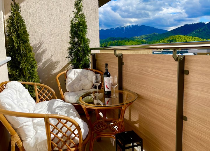 Cozy One Bedroom Apartment With Mountain View - Brașov