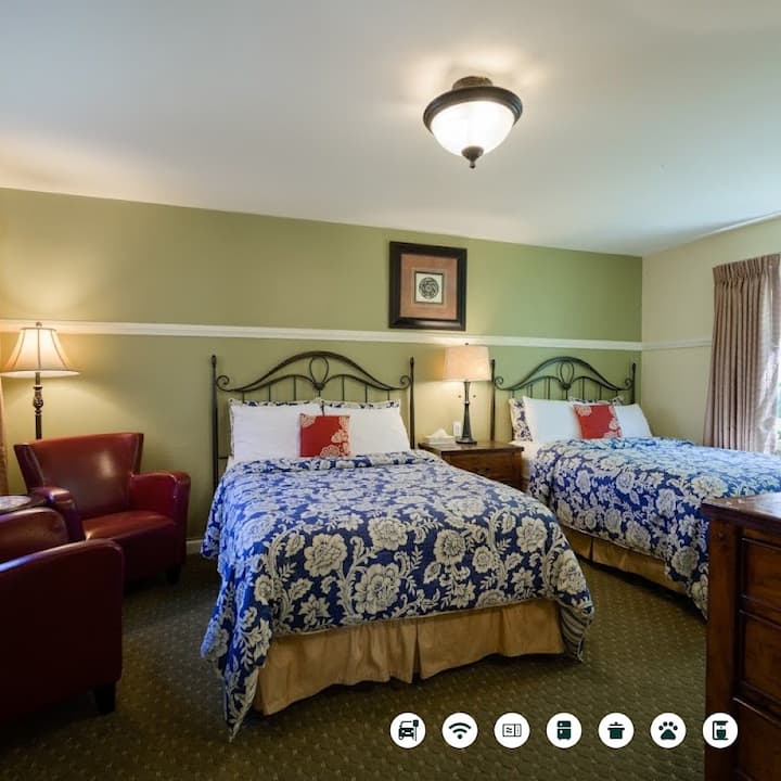 Courtyard Stay – Kitchen, 2 Beds, Dogs Welcome! - Sausalito, CA