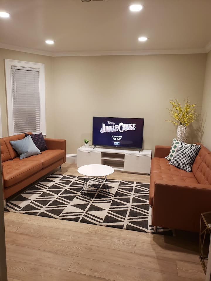 A Beautiful Cozy House In Sf-4 Rooms 2 Bath - San Francisco, CA