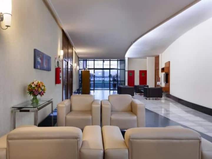 Apto Para Ouvir O Barulho Do Mar - Vitoria