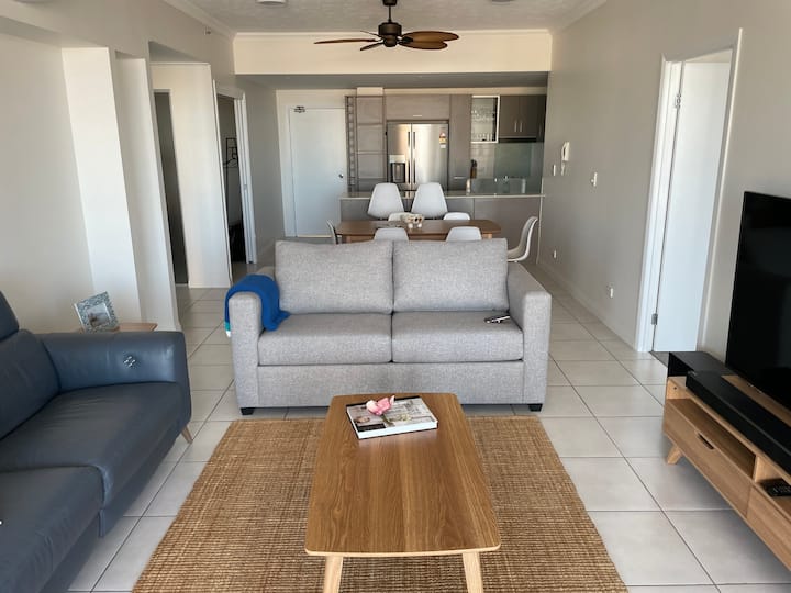 Townsville City Ocean View Apartment - Townsville