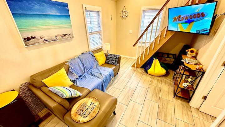 ★Glamorous Private Cottage★ With Loft★ - Wildwood, NJ
