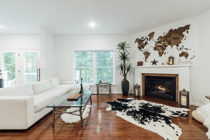 Rhinebeck Retreat W/ Lake Views Near Omega - Rhinebeck, NY