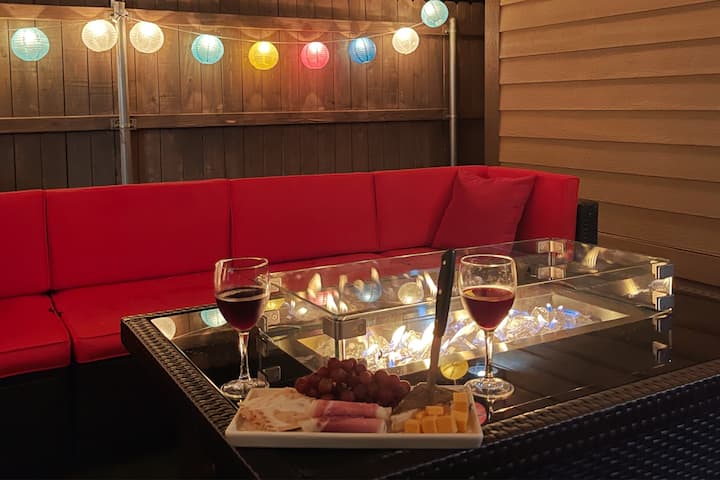 Enjoy A Rustic, Stay At "Woody Mountain Lodge/spa" - フラッグスタッフ, AZ