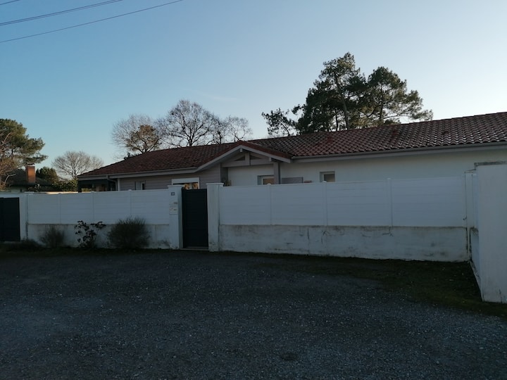 L’annexe : Cuisine Clim Au Calme. Piscine, Vélos - Hossegor