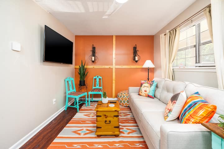 Near Rapides Med 🏥 |King Bed 🛏| 55" Tvs🖥 - Alexandria, LA