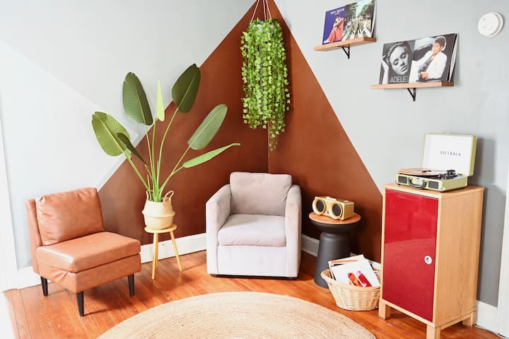 Uncover Vintage Charm In Historic Mt Washington - Towson, MD