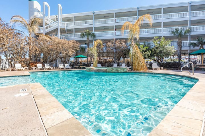 Pelican Pad - Tiki Island, TX