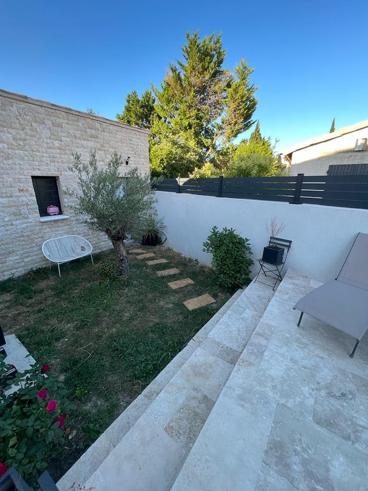 T. Belle Villa Sur Avignon 10 Pers. Climatisée - Avignon