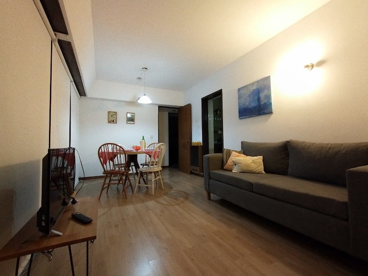 Departamento Entero Con 2 Dormitorios En El Centro - La Plata