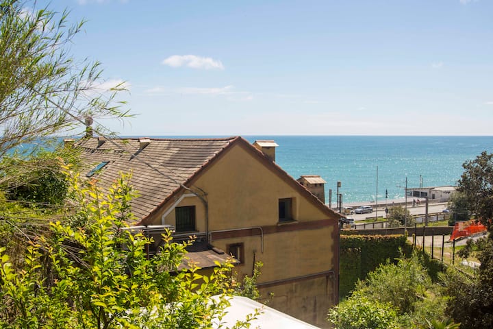 Home 30 Mt. From The Beach In Arenzano/genova - Arenzano