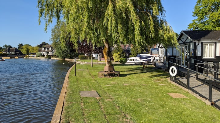 Riverside Lodge, Main River Location, Accessible - Wroxham