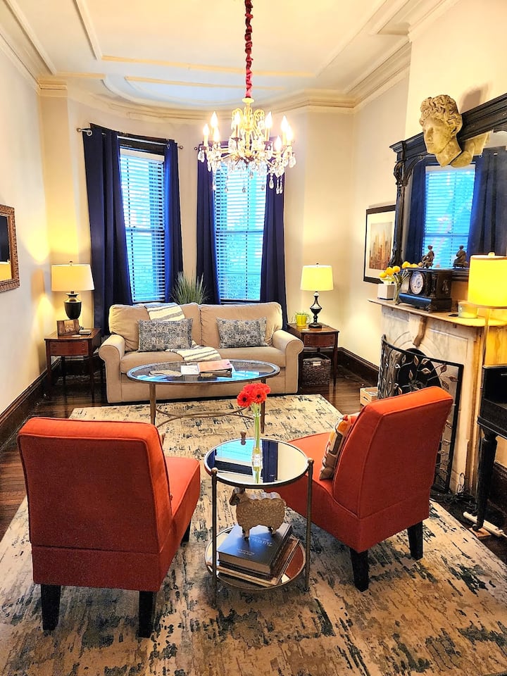 *Fort Hill Inn  *Sunny* Updated Historic Beauty! - North End - Boston