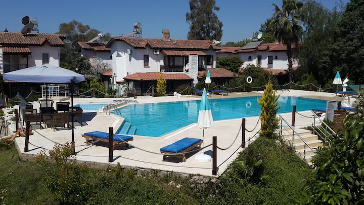 3+1 Villa ÇIçek - Fethiye