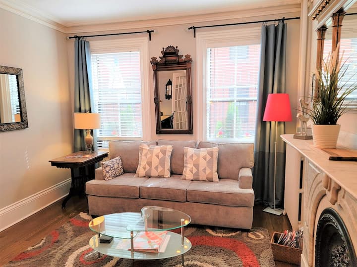 Fort Hill Inn  1 Bedroom Duplex,  *Sunny Condo* - Boston, MA