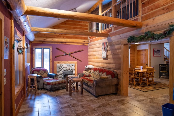 Yellowstone National Park Cabins | Cottage and Cabin Rentals | Airbnb