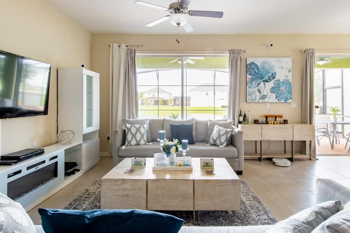 Spacious King Bed | Ideal For Long Stays! C - Kissimmee