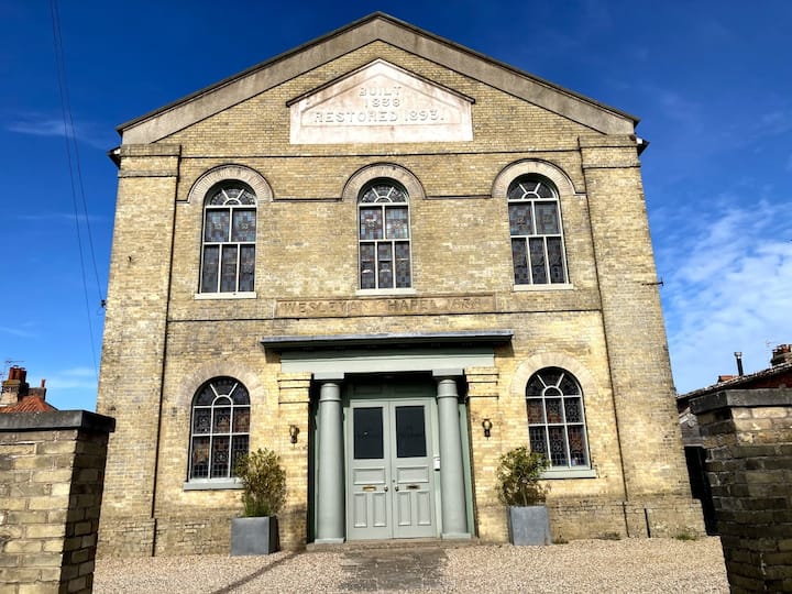 Charming Converted Chapel In Holt - Norfolk