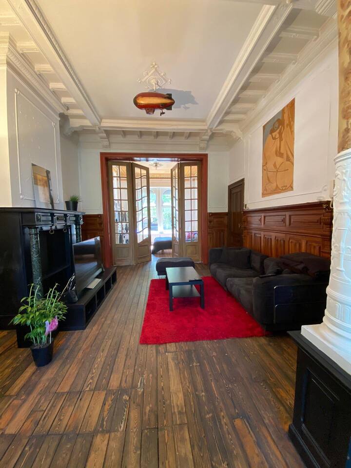 Ground Floor With Big Terrace And Garden - Bryssel