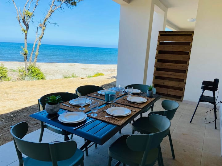 "Pieds Dans L'eau" T3 Neuf Au Bord De La Plage - Korsika