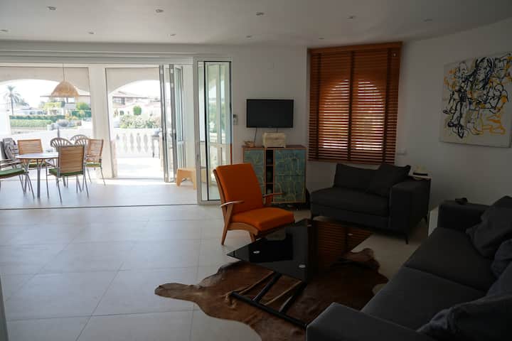 Villa Sur Les Canaux Avec Piscine Privée - Empuriabrava