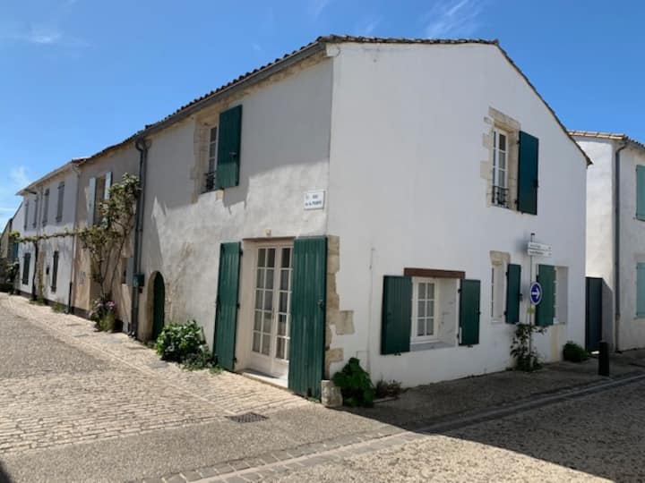 Maison Traditionnelle En Pierre - Île de Ré