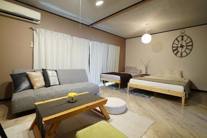 博多駅から最短7分（電車2分+徒歩5分） - Fukuoka