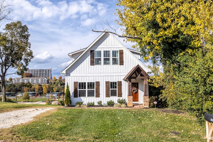 3 Bedroom - Near Downtown - Sokno - Knoxville, TN