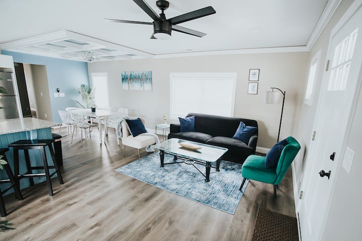 8 Min Walk To Riverwalk, Modern Newly Built Home - Wilmington, NC