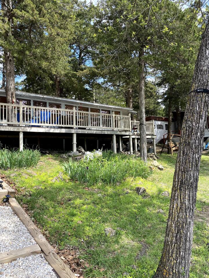 Stockton Lake Cabin Vacation Rentals - Missouri, United States | Airbnb