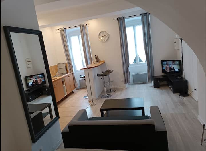 Joli Studio Dans Le Haut Var - Salernes