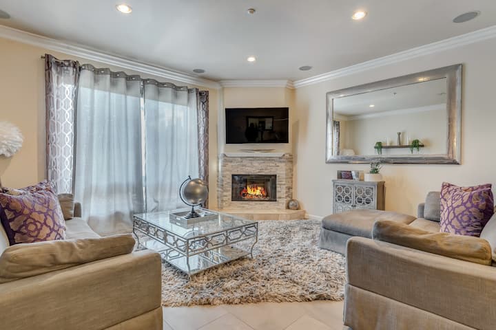 Spectacular Uptown Home For Retreats And Meetings - San Diego