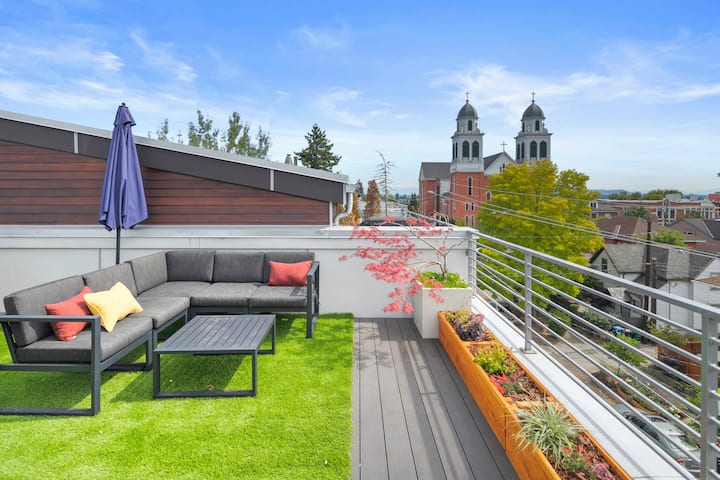 Perfect Location Capitol Hill 3br W/deck & Parking - Seattle, WA