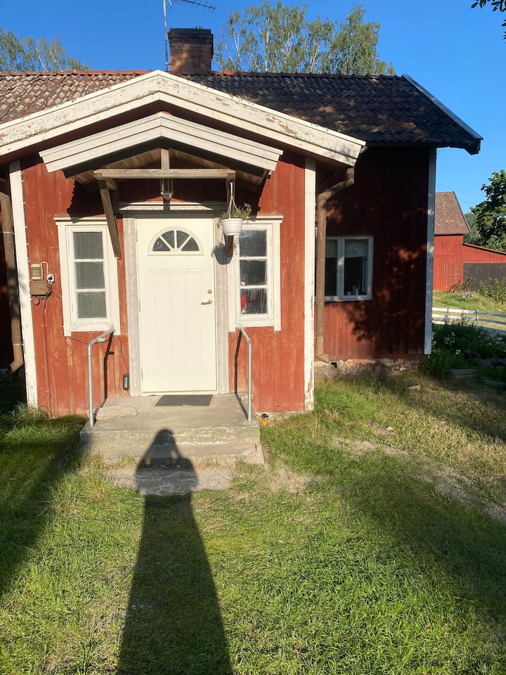 Stuga På Hästgård - Knivsta