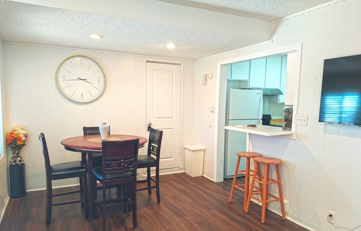 2bd Unit: Manhattan Beach & Sofi Stadium Nearby - Gardena, CA