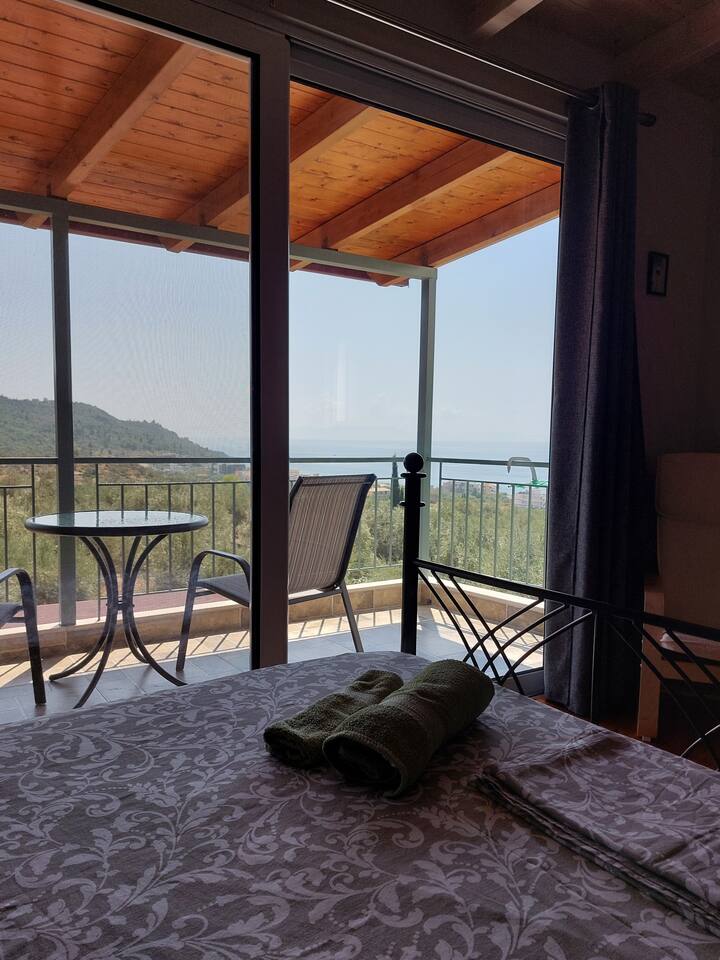 Freddie' S House 2 - Albania