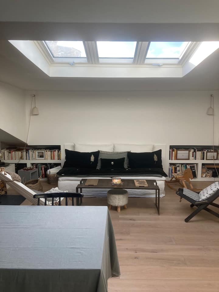 Duplex-loft Hyper Calme Sous Les Toits 4 P, 2 Sdb! - Paris