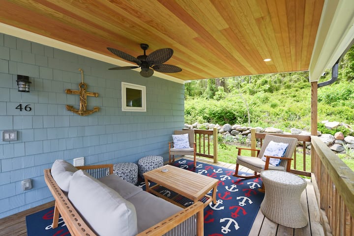 Adorable Cozy Cottage Near Narragansett Beach & Narrow River - Perfect Getaway! - Rhode Island