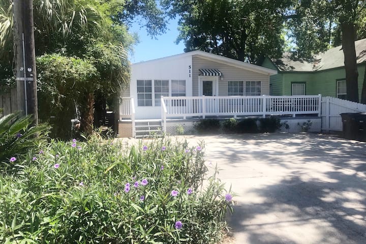 Walk To Palafox Restaurants, Shops And Markets. - Pensacola, FL