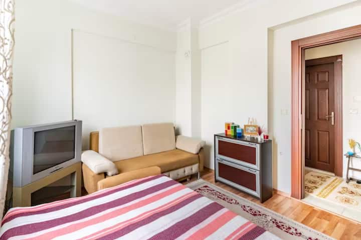 Clean, Safe, Lovely Staying And 5 Min. To Tram - Antalya