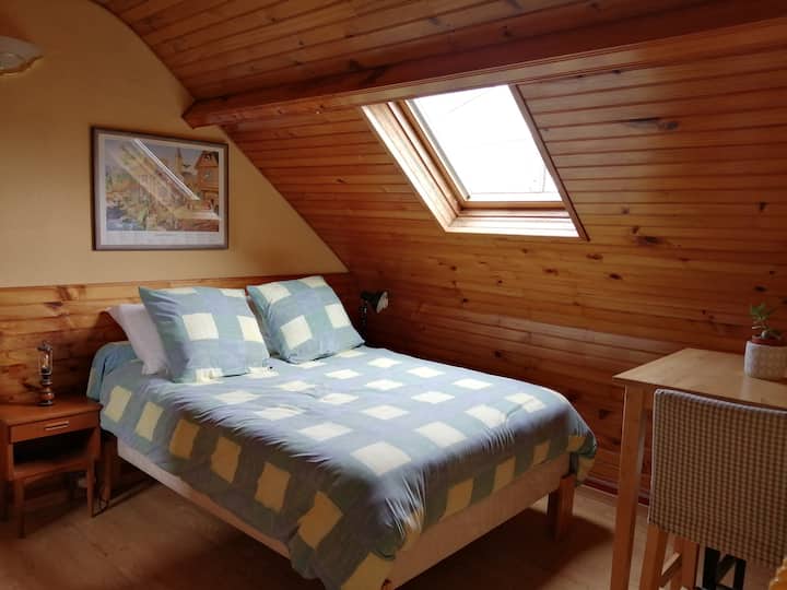 Chambre Et Sdb Privées à 80 M Du Marché - Cabourg