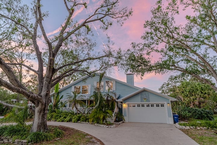 Manasota Key Dream Beach House - Englewood, FL