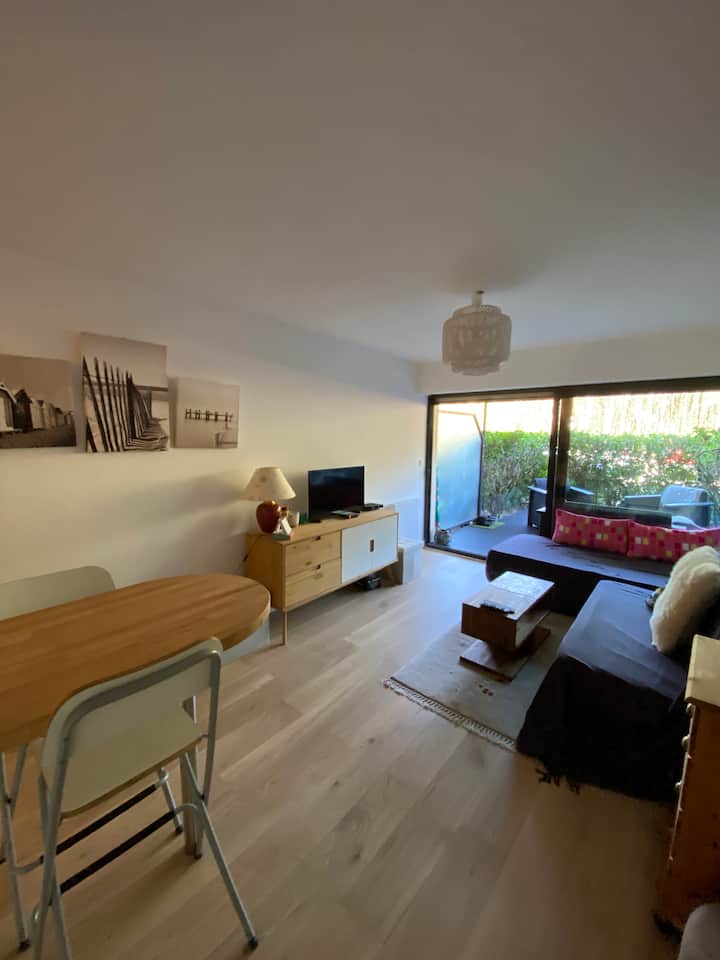 Studio Avec Grand Espace Extérieur En Front De Mer - Sainte-Cécile Plage