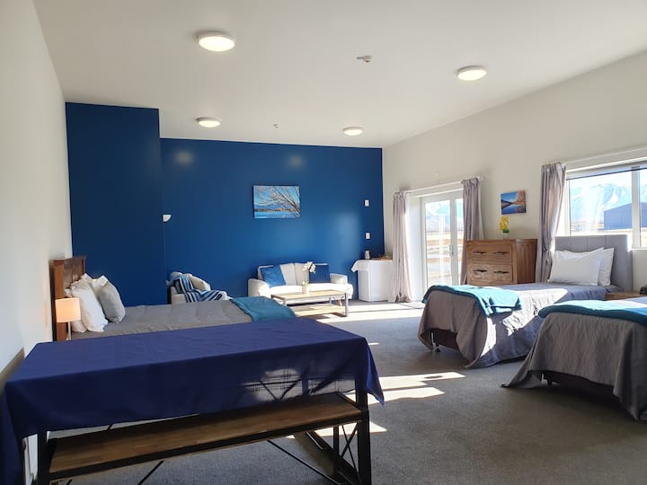 Family Accessible Room, At Pukaki Air Lodge - Twizel