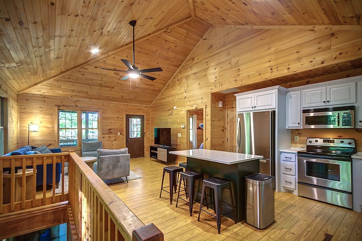 Off The Ridge: 3br Cabin 6 Miles To Dt Boone & Asu - Boone, NC