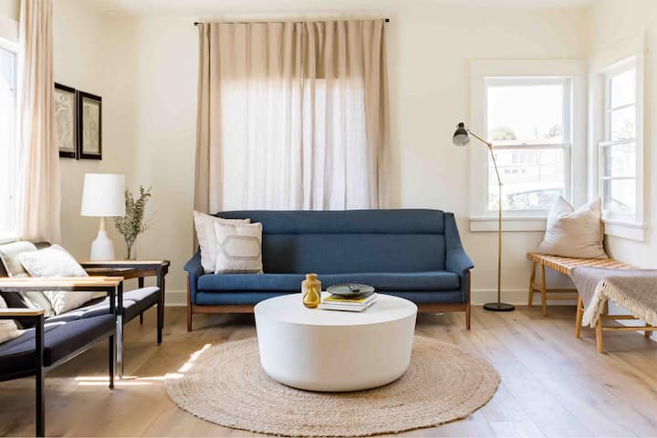 Beautiful Cottage Near Beach With Cedar Hot-tub - Ventura, CA