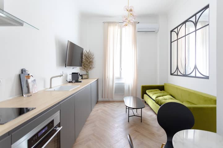 Suite Avec Balnéo à 4min à Pied Du Vieux-port/clim - Marseille