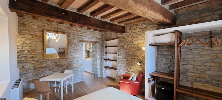 Refuge En Pierre - Silence Et Détente - Piacenza