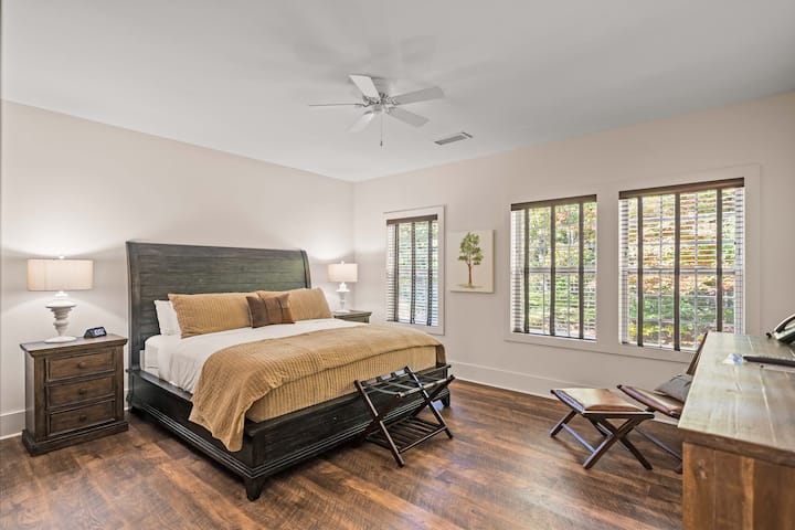 King Suite At The Manor In Blowing Rock - Blowing Rock, NC